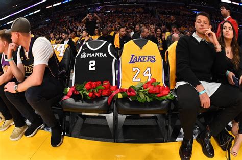 Lebron James Lấy Nước Mắt Khán Giả Bằng Bài Phát Biểu Cảm động Trong