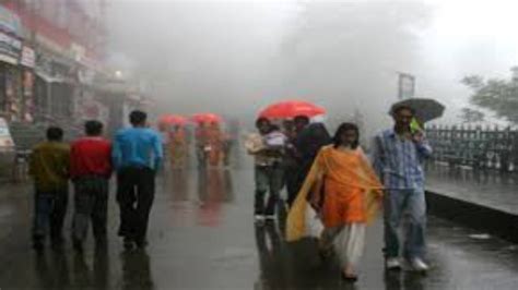 Weather Updates 30 August गुजरात में मानसून का कहर हिमाचल में लोगों