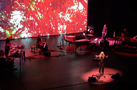 Correspondences Live Soundwalk Collective