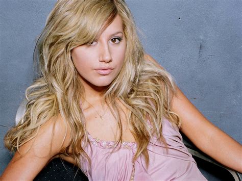 Ashley Tisdale Hot Pictures Photo Gallery And Wallpapers