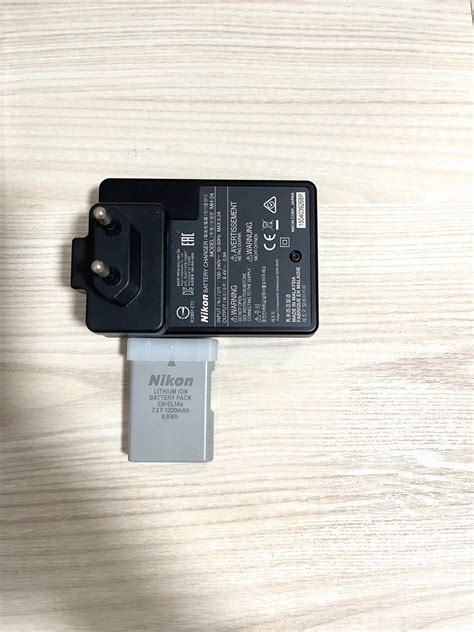 Nikon Battery charger and battery, Photography, Photography Accessories ...