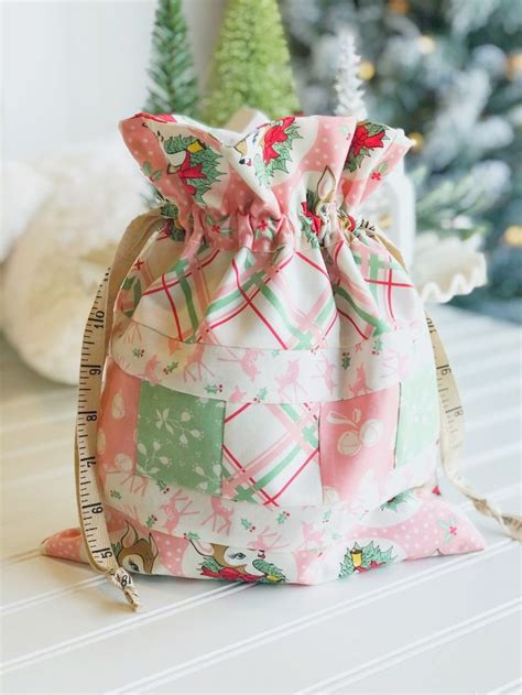 Pdf Pattern For Scrappy Drawstring Bag Fabric Pouch Etsy Drawstring Bag Pattern Patchwork