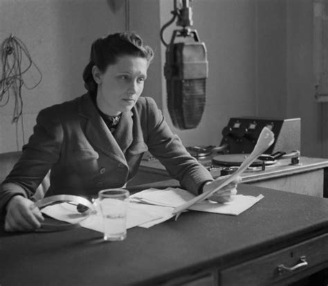 Radio Londres Radio Paris Et Vichy La Guerre Des Ondes