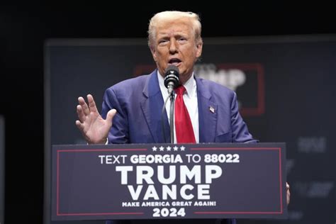 Trump Advierte Que Si Gana Las Elecciones Expulsará A Migrantes Que