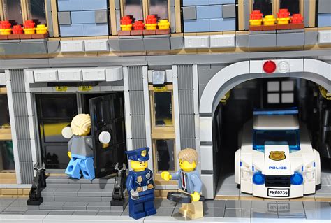 Lego® Moc Modular Police Station