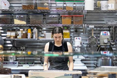 Empleados De Comercio Aumento De Sueldo Y Pago Doble Para Agosto