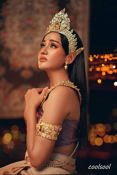 តារាស្រី៥ដួងបញ្ចេញសម្រស់ដូចស្រីសួគ៌ក្នុងឈុតប្រណីតបុរាណខ្មែរ