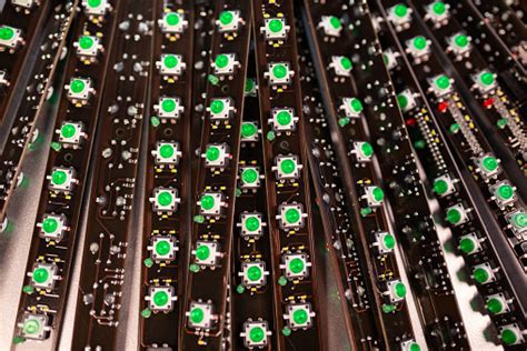 Led 조명 표시기 패널이 생산 중입니다 Lcd에 대한 스톡 사진 및 기타 이미지 Lcd Led 조명 가정용 시설