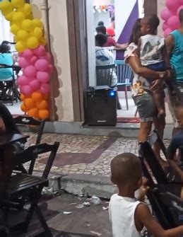 SAJ mesmo proibição internauta flagra som alto e aglomeração na Praça Padre Mateus Blog
