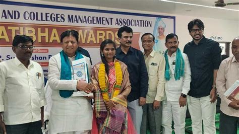 Mla Sudarshan Reddy ఉత్తమ విద్యార్థులకు ఘన సన్మానం