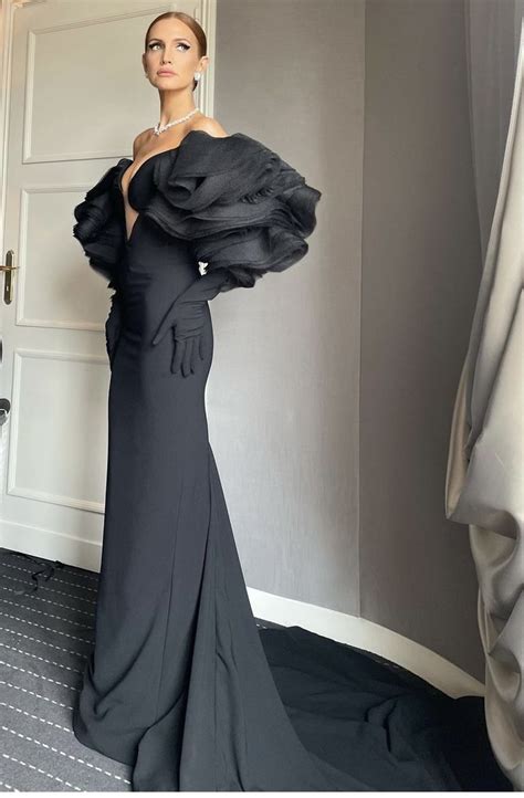 Épinglé Par Licia Rockefeller Drummond Sur Beyonce Tenue De Soirée
