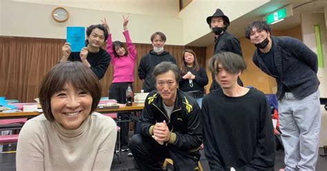 【大鶴義丹 やっぱりoutだぜ！！】公演中の「不条理劇」で感じた増税話 泣きっ面にハチの「演劇じみた」展開 いよいよ次の衆院選は考えものだな