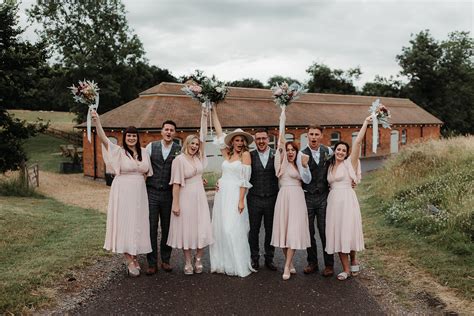 The Hall Barns The Ideal Rustic Barn Wedding Venue