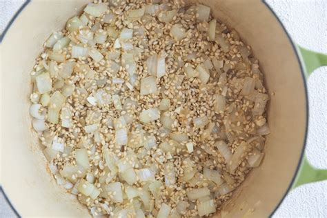 One Pot Lemon Garlic Rosemary Chicken And Rice The Roasted Root