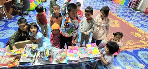 ภาพวันก่อนตอนเอาของเล่นไปแ ป้าหนึ่ง ตึ่งโป๊ะ Cooking Show