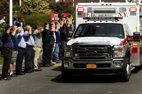 Fallen Fdny Chief Made ‘supreme Sacrifice Wsj