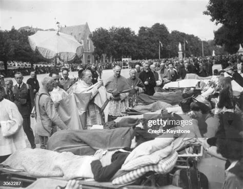 Catholic Priest Blessing Photos And Premium High Res Pictures Getty