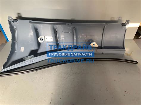 Дефлектор кабины Ивеко Стралис Траккер левый кабина AD AT 1860 0085 ...