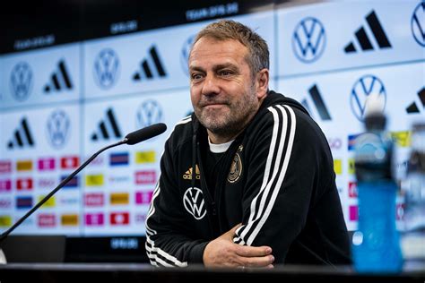 Anzeichen verdichten sich Bestimmt Flick bald einen neuen DFB Kapitän MOPO
