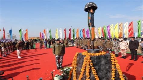 Crpf Jawans On Duty In Pulwama 4 Yrs Ago Remember Fallen Colleagues