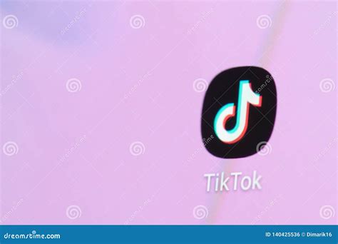 Hot Pink Tiktok App Icon