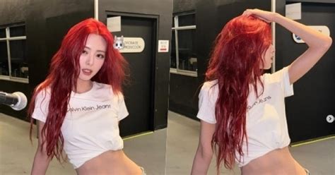 Itzy 유나 ‘골반 여신 맞네…비현실적 보디라인 자랑 [md★스타]