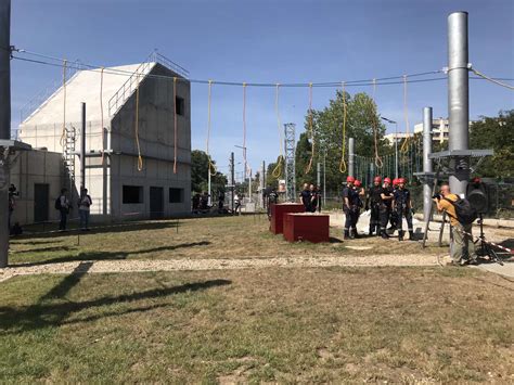 Министър Димитров участва в откриване на нов тренировъчен център за