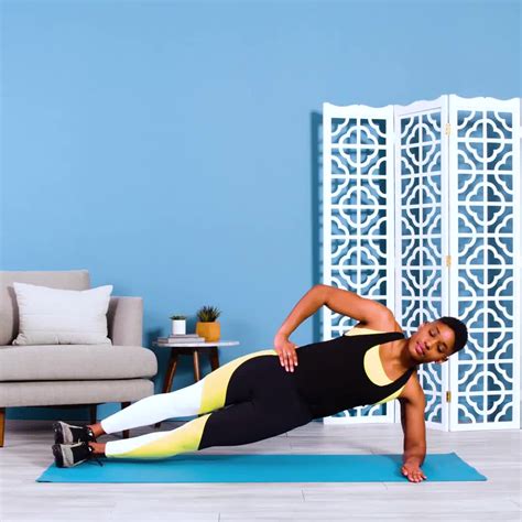 15 Best Oblique Exercises For Women To Get A Strong And Defined Core