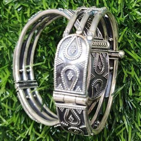 995 Party Wear Ladies Silver Bangles At Rs 4700pair In Ahmedabad Id 2852392987191