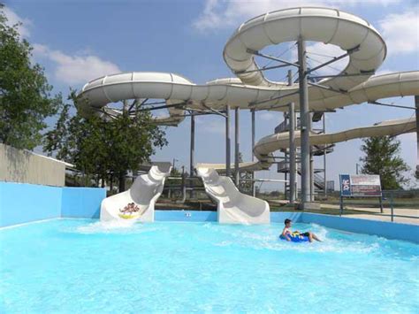 Splashtown San Antonio Hours Admission Prices Tour Texas