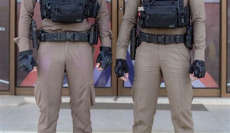 รวมรูปภาพของ แจกวาร์ป ตำรวจหล่อ โรงพักโนนสะอาด อันนี้บอยแบนด์หรือเปล่า บางคอมเมนต์ช็อตฟีล รูป