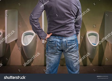 Man Holding Pee Images Photos Et Images Vectorielles De Stock Shutterstock