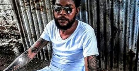 New Pic Appears Of Vybz Kartel Radio Dubplate