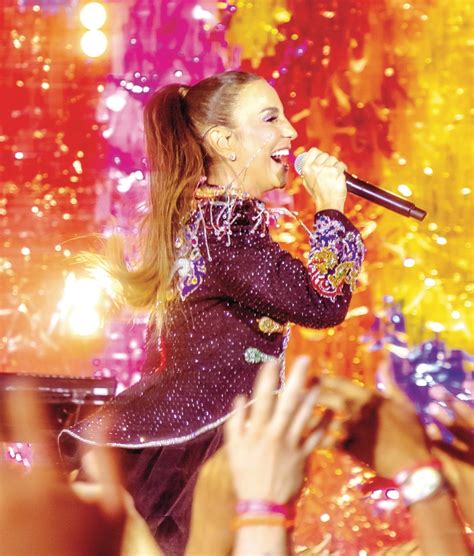 Ivete Sangalo lança EP em celebração ao carnaval