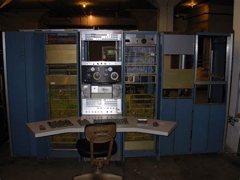 Candid Photos From The Living Computer Museum