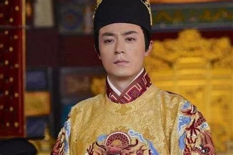 皇帝感慨年老卻無子，太監卻跪倒說：您的兒子，已經6歲 每日頭條