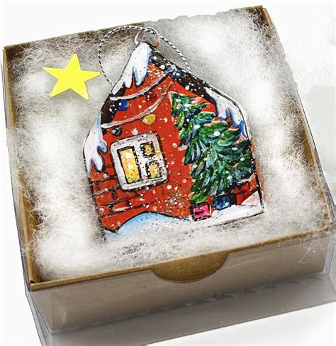 ტომსიკა ნაძვის ხის თიხის სათამაშო სახლი Veli Store