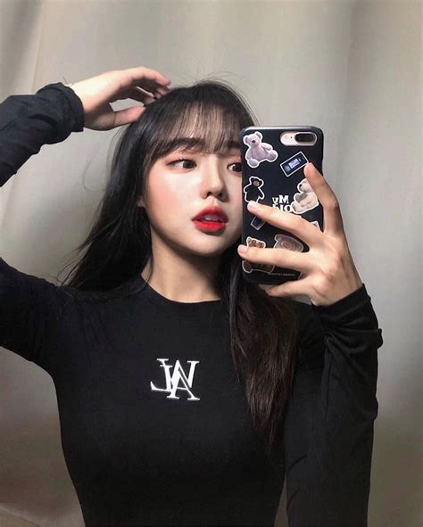 남다 남다영 on Instagram 내 옷 쫀예야 ღ 우알롱 Korean actresses Actresses Girl