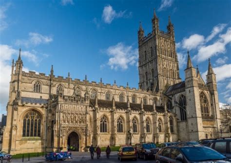 Gloucester Cathedral History Photos And Visitor Information