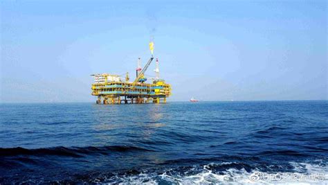 油价会下调吗？3年3个：渤海再发现亿吨级油田！石油枯竭去哪了？存储量油气石油新浪新闻
