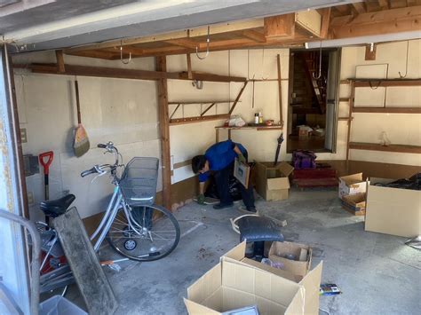 生前整理による家財一式の仕分け作業と不用品の回収｜新潟の不用品回収・粗大ゴミ処分・家具家電の引取はセブン