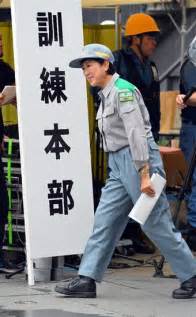巨大地震想定で防災訓練 外国人客ら避難誘導 読んで見フォト 産経フォト