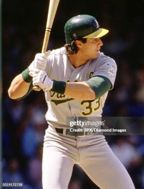 117 1988 Jose Canseco Photos And High Res Pictures Getty Images