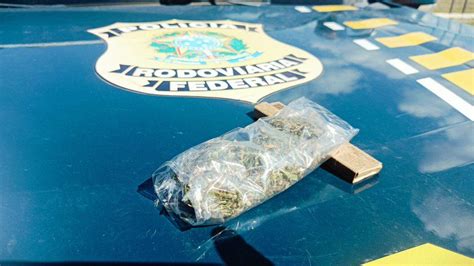 Prf Apreende Drogas Na Br 116 Em Poções Jequié Urgente