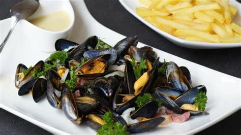 Moules Mariniere à Domicile Traiteur à Domicile Méchoui Paella