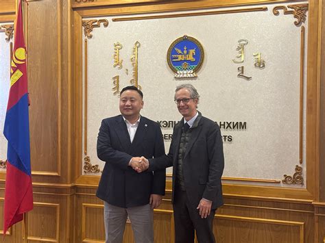 Транспэрэнси Интернэшнл байгууллагын дарга Франсуа Валеран Монгол улсад ажлын айлчлал хийв