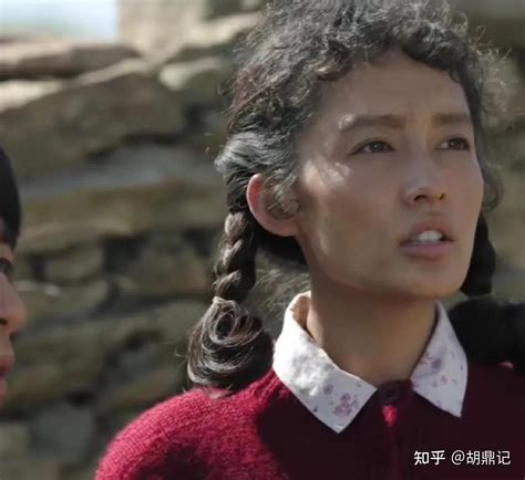 我想问问这些化妆师谁规定农村人长这样就非要把脸涂黑 知乎