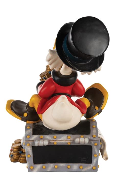 An Uncle Scrooge Mcduck Big Figure