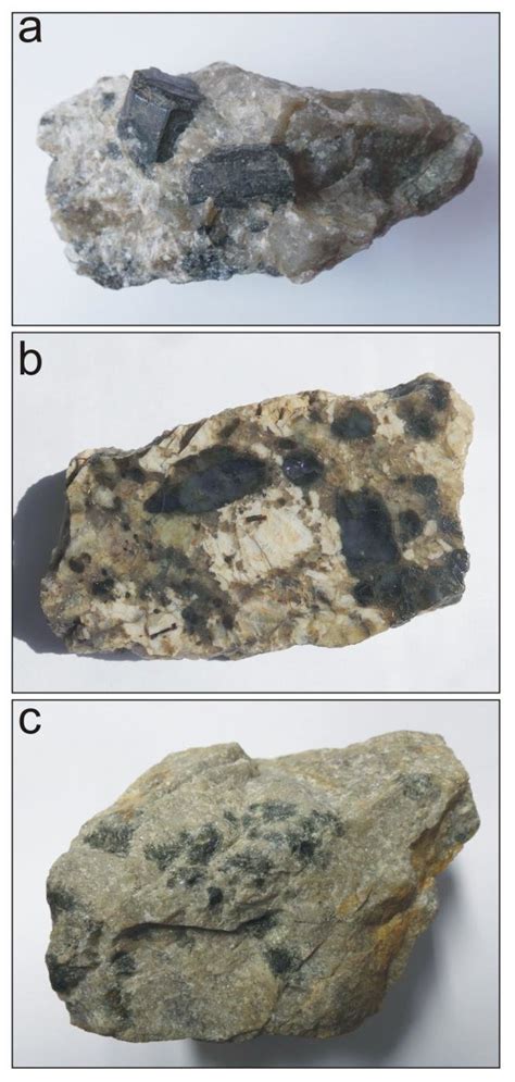 Fig C 13 Samples Of Cordierite From Horní Bory A Euhedral Crystals