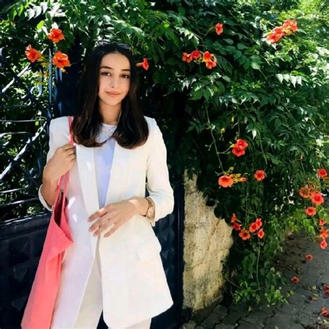 Feyza Durmaz Yönetim Kurulu üyesi FsmvÜ Hukuk Kulübü Linkedin